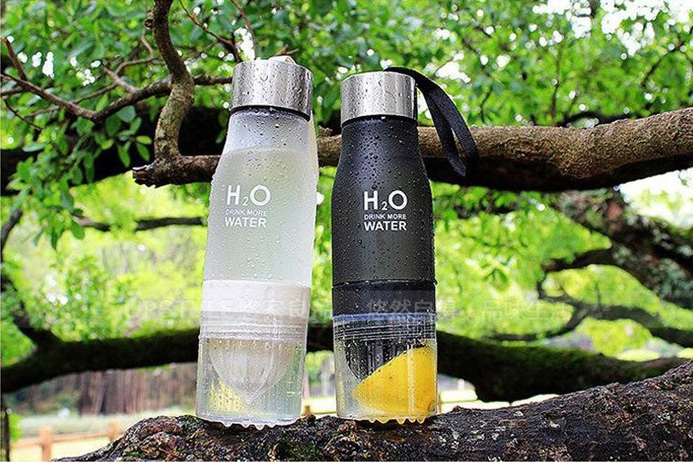The H2O™ Fruit Infuser Water Bottle with Lemon Holder Cup & Juicer